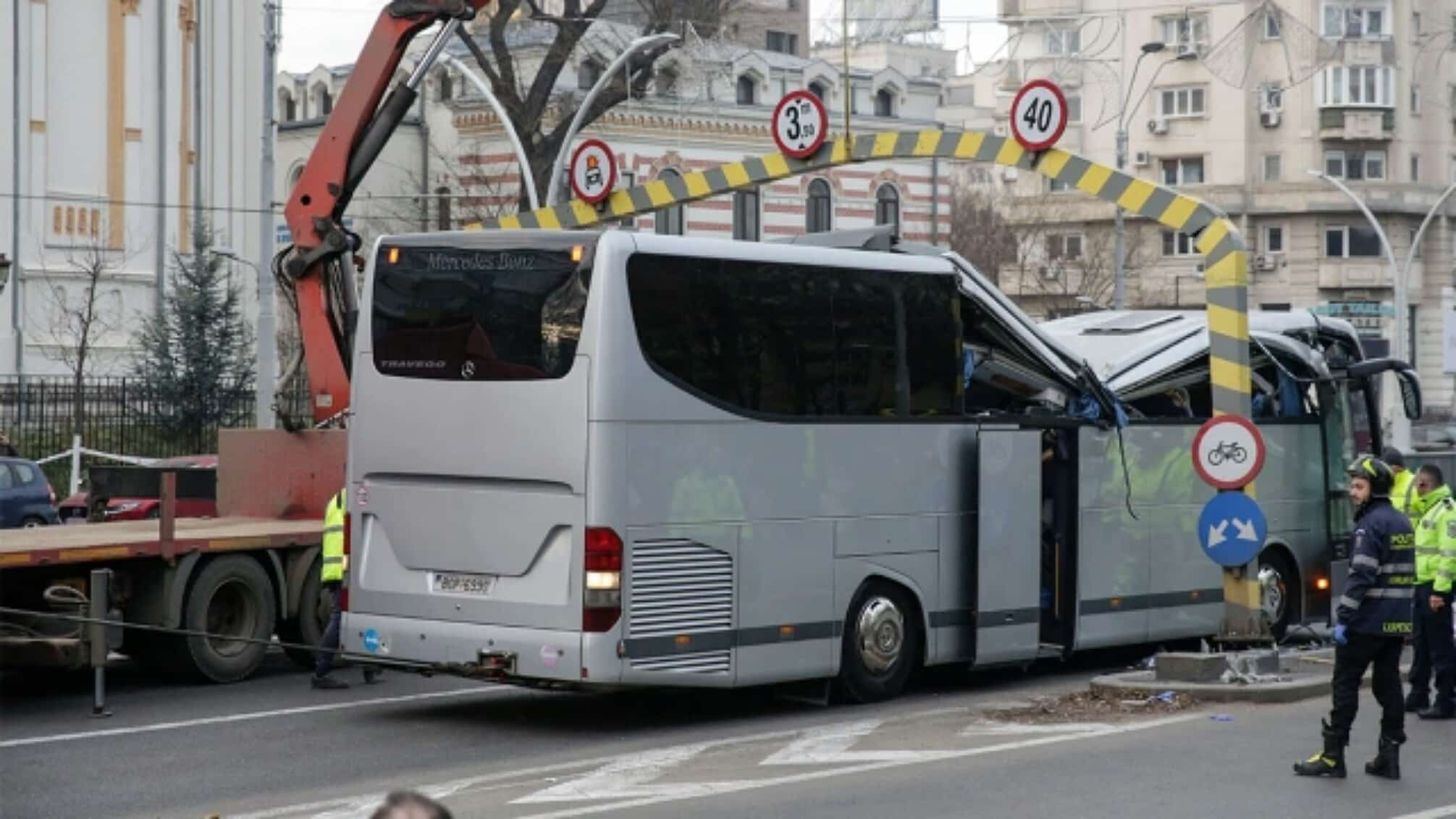 Δυστύχημα στο Βουκουρέστι: Τι εξετάζουν οι αρχές – Σε σοκ ο οδηγός ...